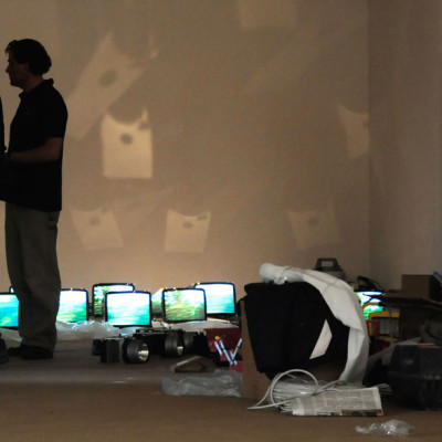 ROBERT CAHEN. Passaggi Videoinstallazioni 1979 - 2008 - Fondazione ...